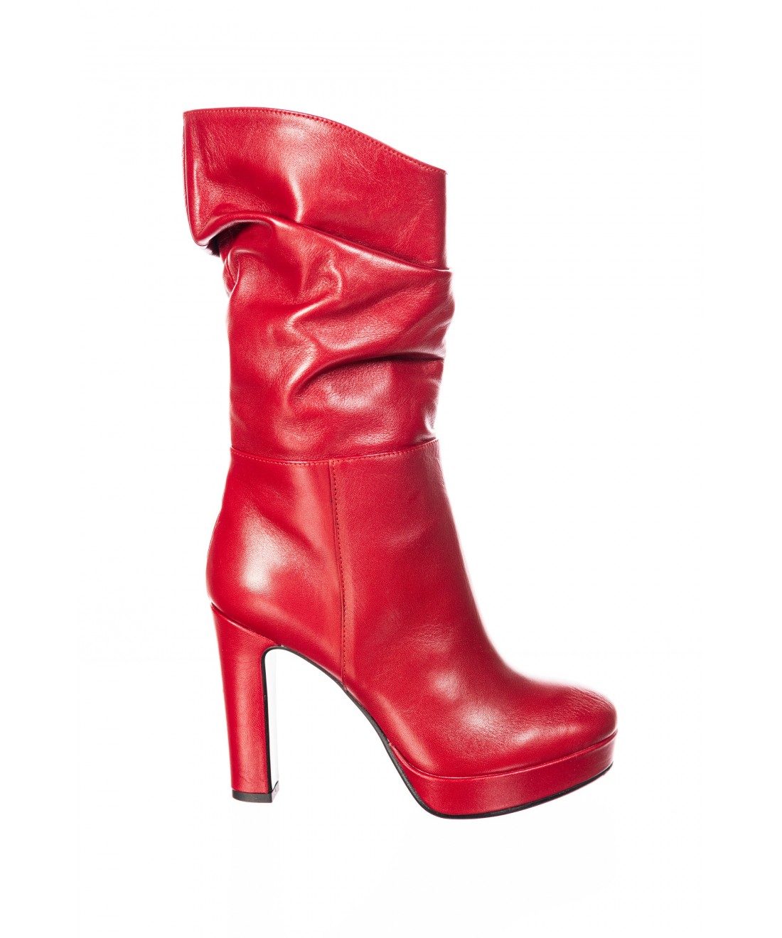 La touche de rouge rétro chic OSMOSE Shoes Paris en botte femme cuir