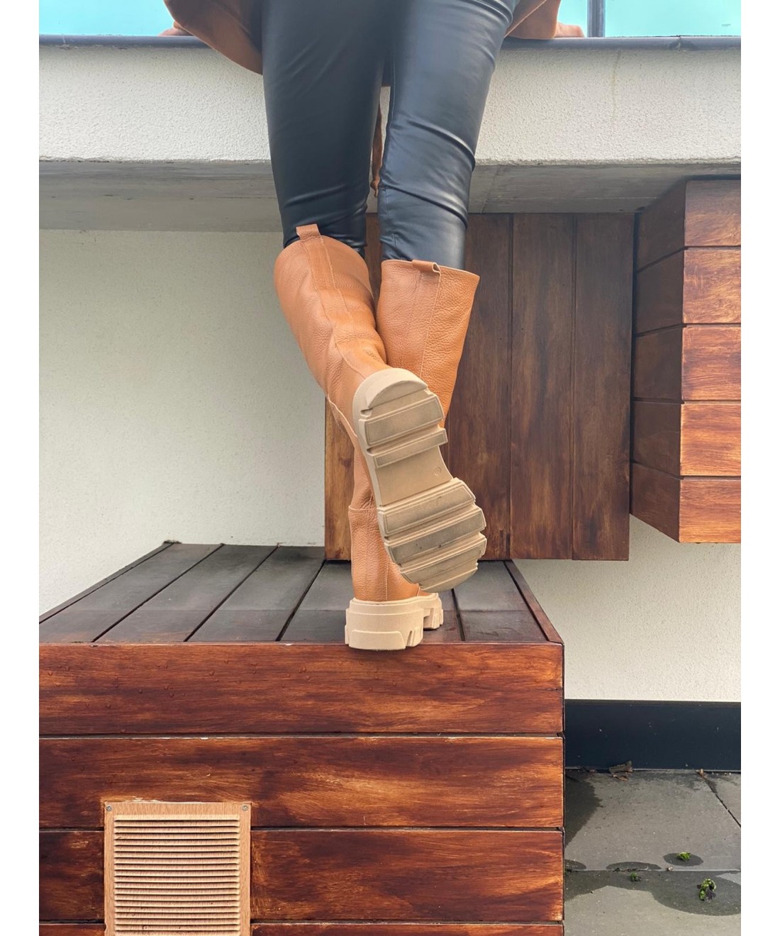 Craquez sur la nouvelle botte rangers cuir grainé camel OSMOSE Shoes